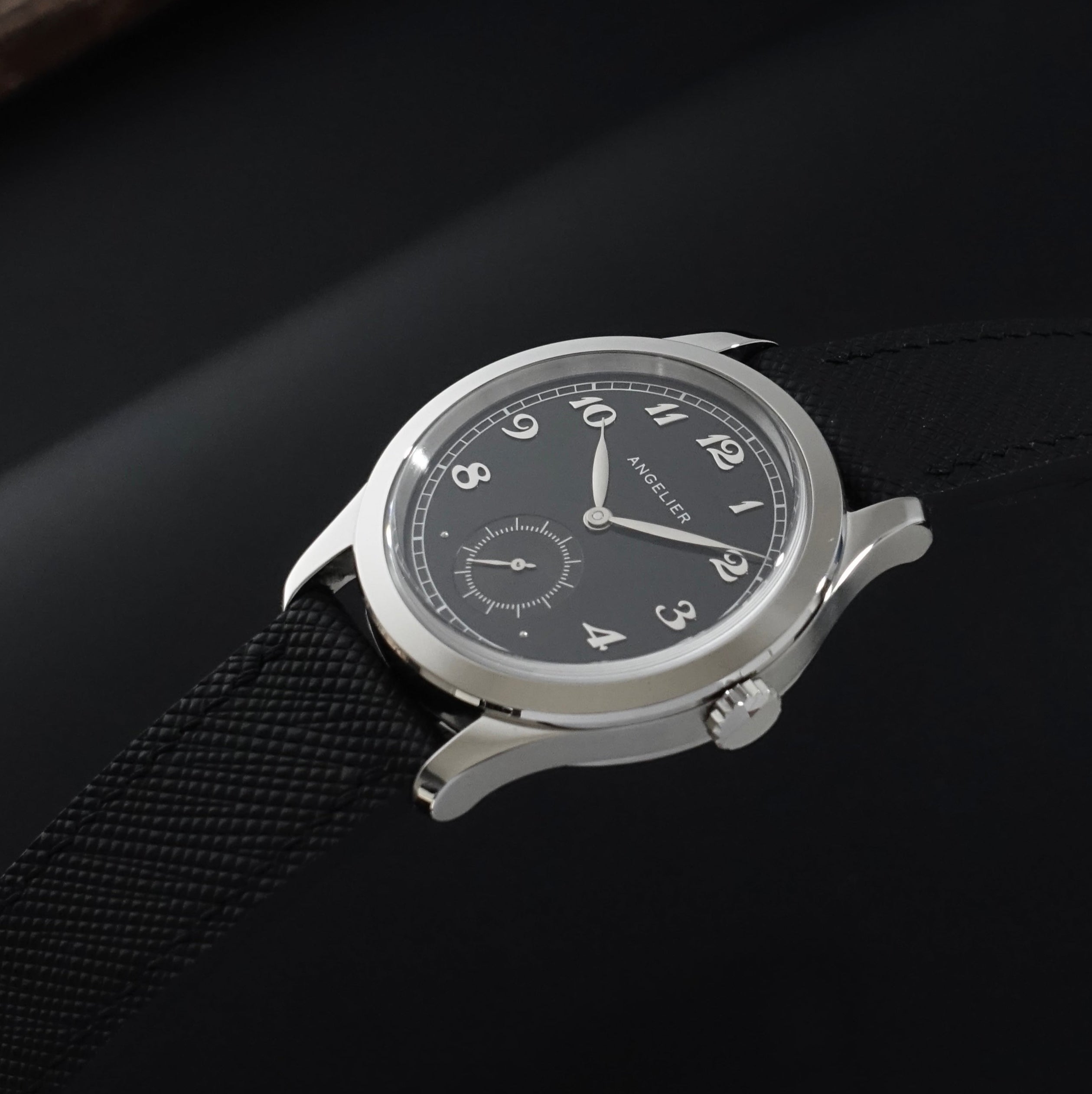 Angelier Classique Glossy Black